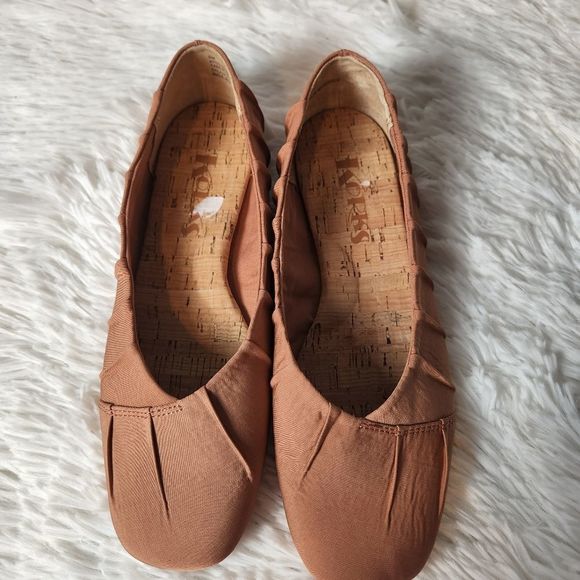 Kork-Ease | Shoes | Korks Flats Sz 6 | Poshmark